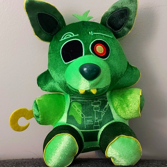Funko | Toys | Fnaf Five Nights At Freddys Plush Fnaf Radio Active Foxy ...